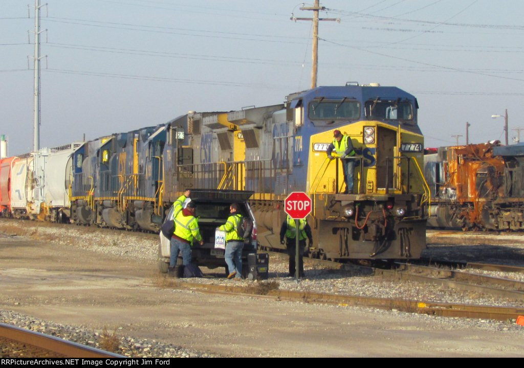 CSXT 7774